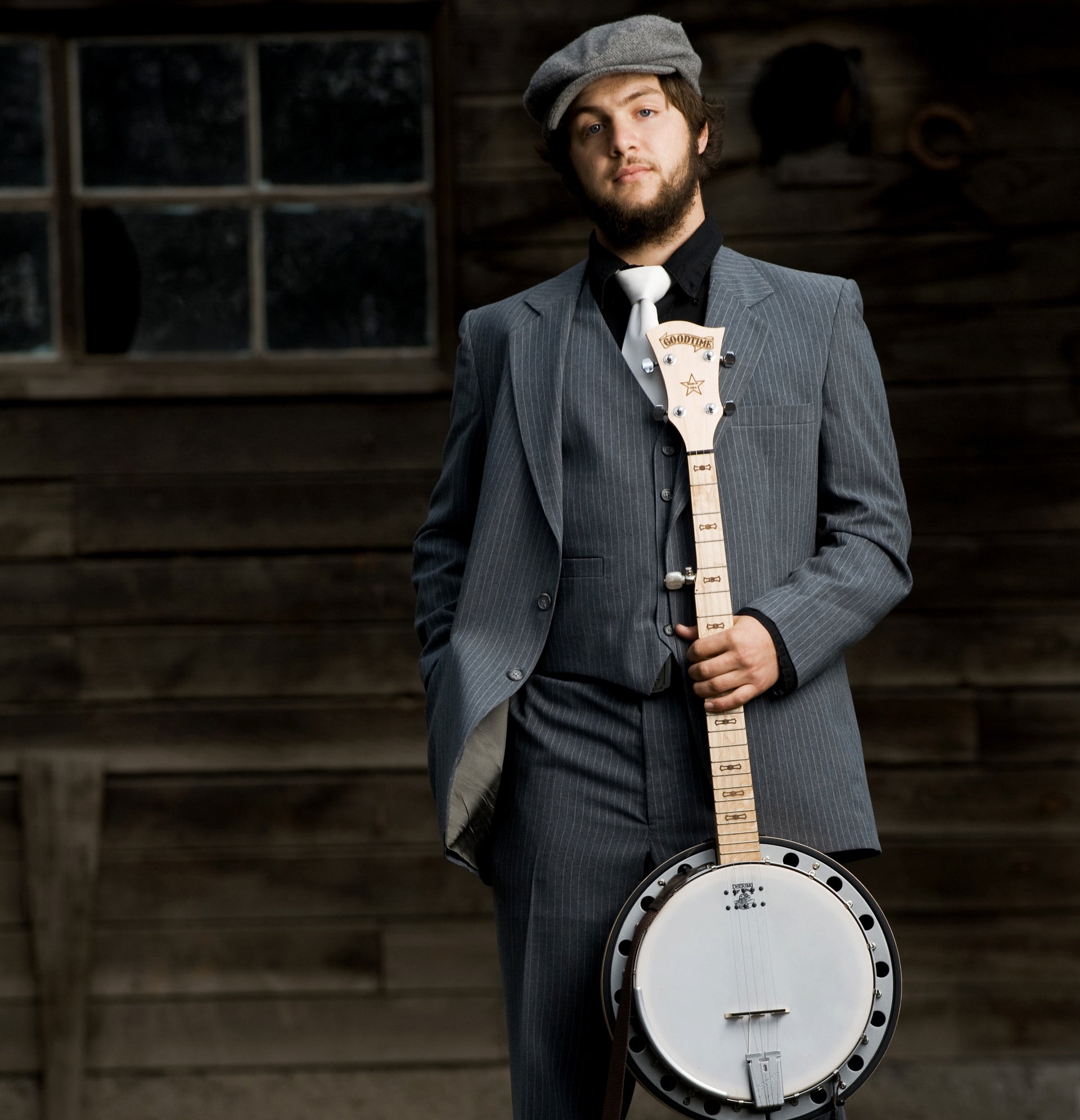 Andrew Carew | Larry & His Flask – Deering® Banjo Company