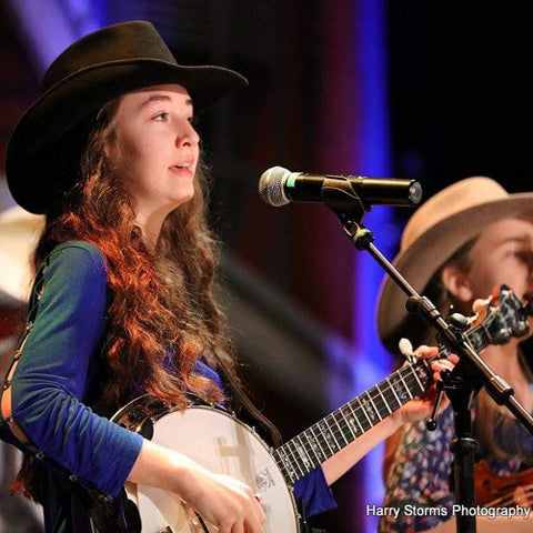 Victoria Glover – Deering® Banjo Company