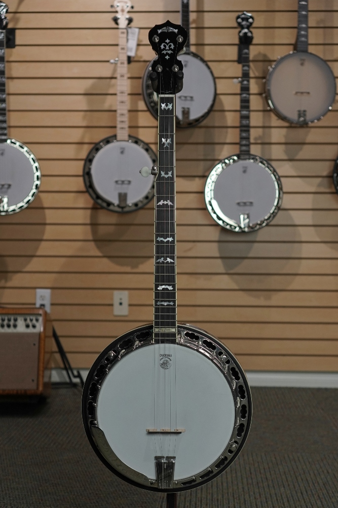 Terry Baucom | Showroom Banjos – Deering® Banjo Company