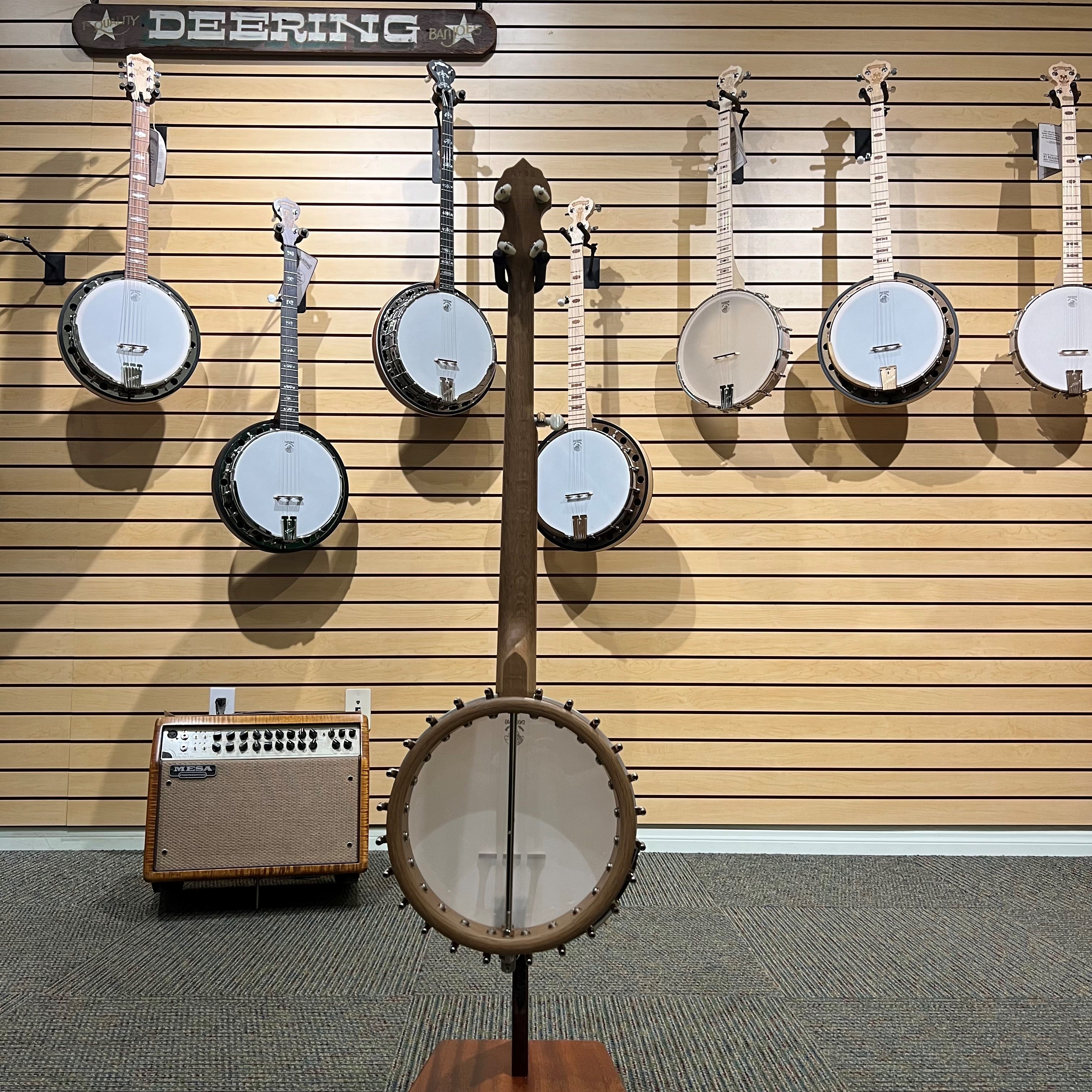 Deering Showroom Banjos – Deering® Banjo Company