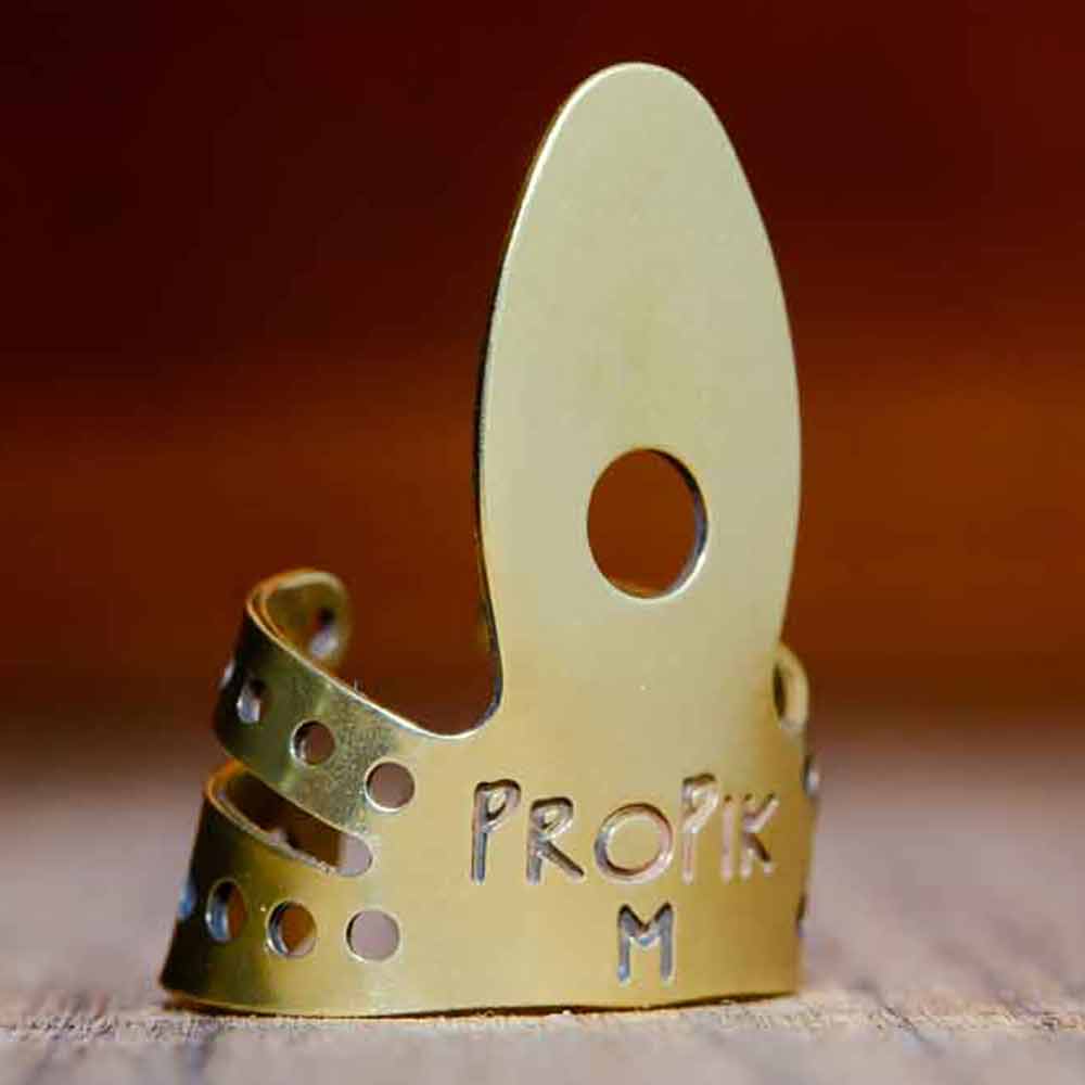 ProPik® Clawhammer Banjo Pick – Deering® Banjo Company